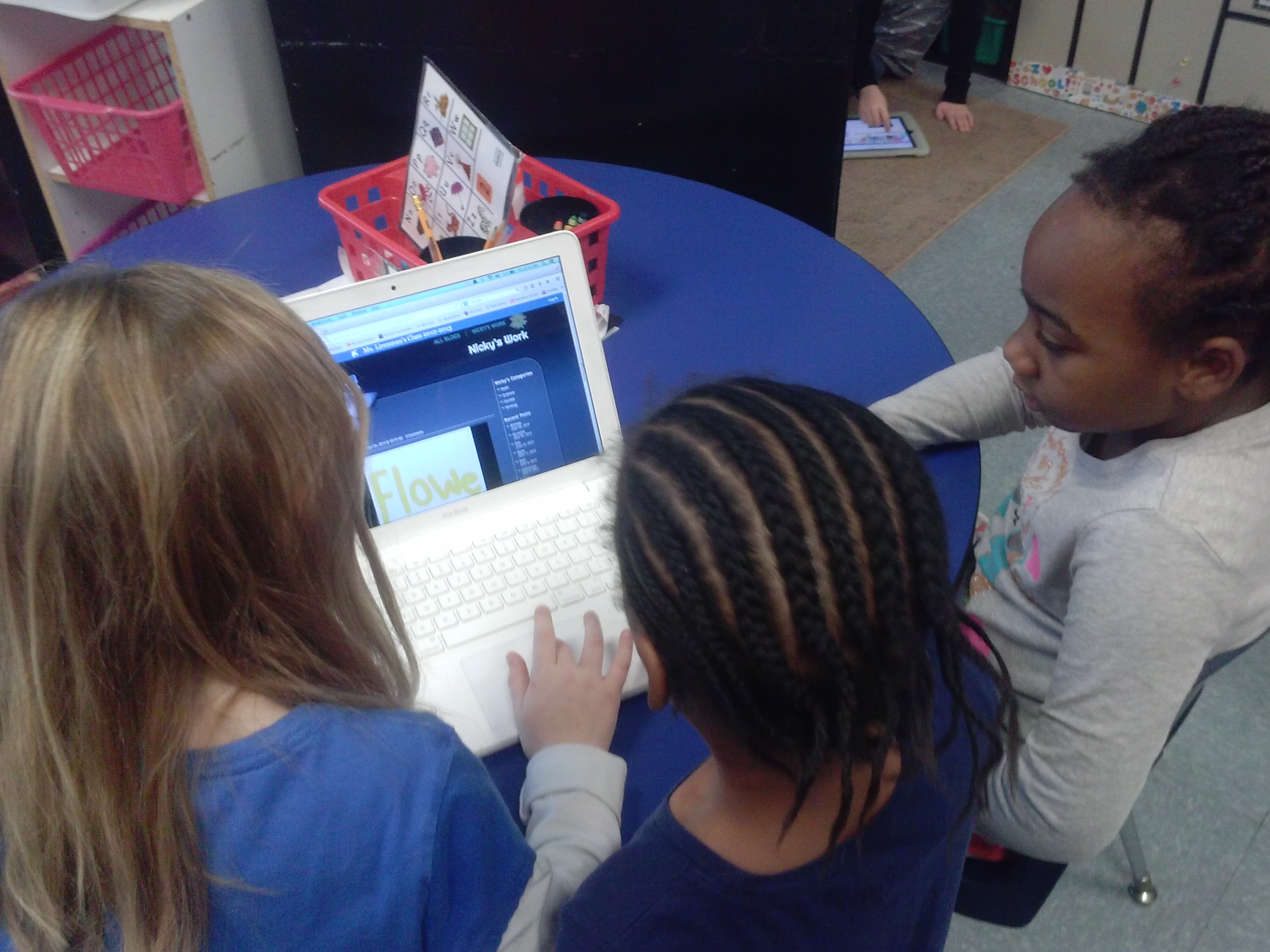 First Grade Bloggers!: Part 4–GOING LIVE! | 20somethingkids and ...