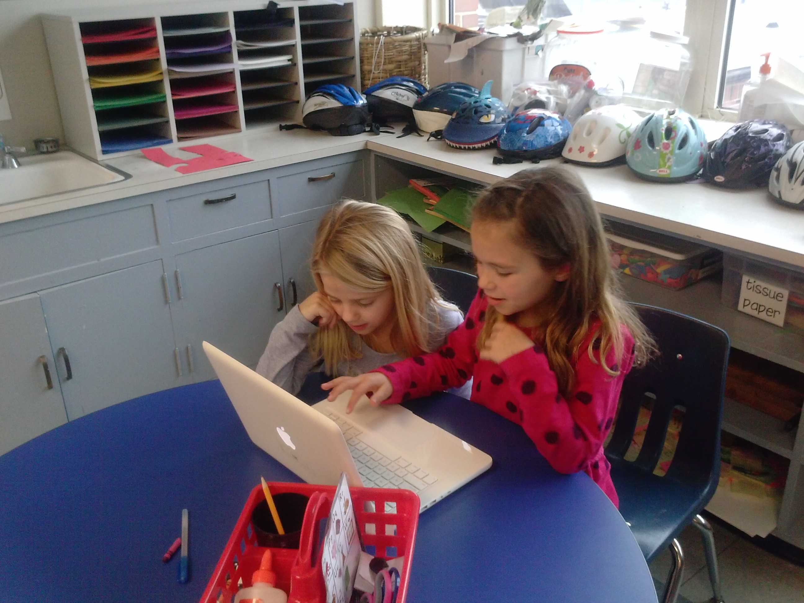 First Grade Bloggers!: Part 4–GOING LIVE! | 20somethingkids and ...